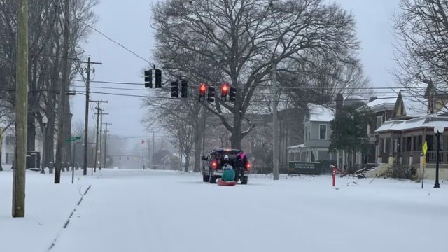 Keeping track of Winter Weather: Effects and Road Closures Across North ...