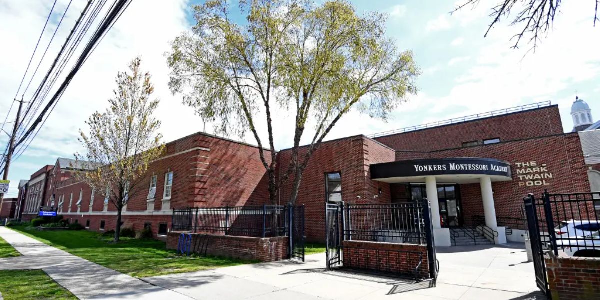 13-year-old Assaulted by Students and Parents; Beaten and Mobbed at New ...