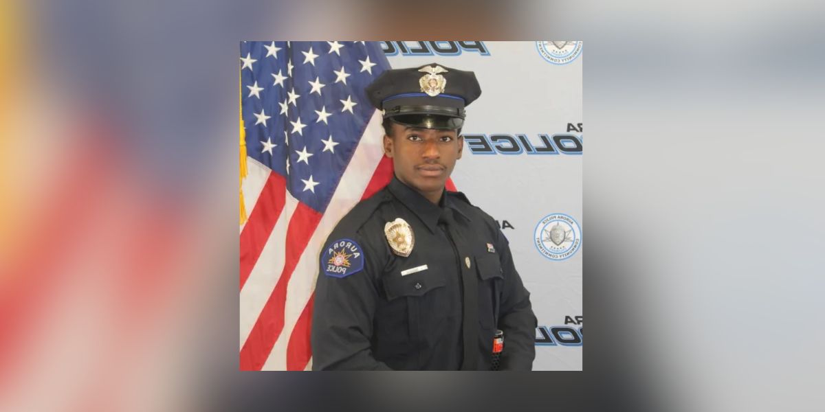 Cop Fired and Arrested after he Texted 16-year-old about her Love Life ...